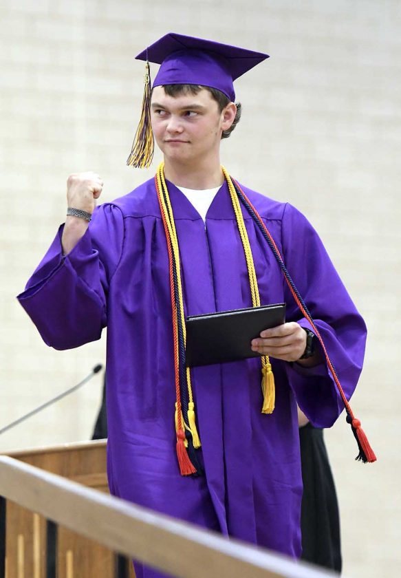 Webster City sees 129 graduate | News, Sports, Jobs - Messenger News